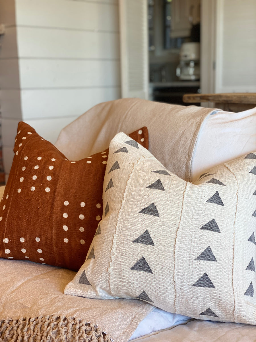 Gray Triangle Authentic Vintage Mud Cloth Cover – SheBloom